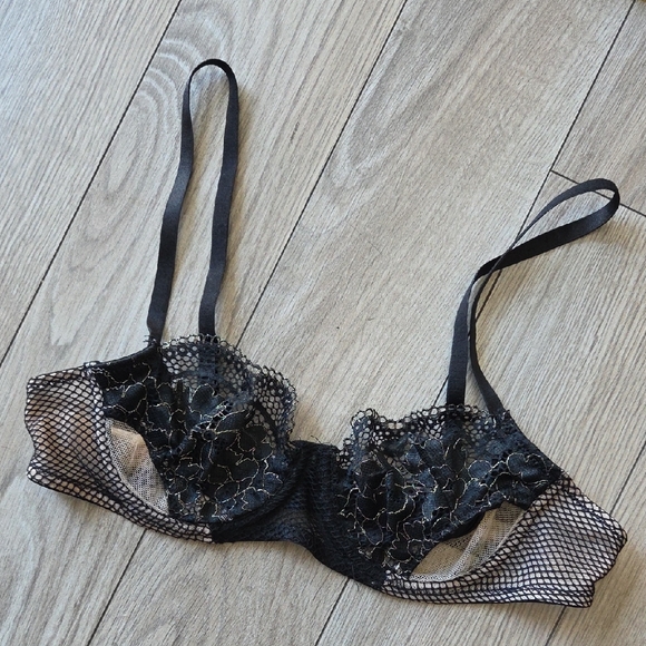 Adore Me | Intimates & Sleepwear | Adore Me 34a Black Lace And Mesh Bra ...
